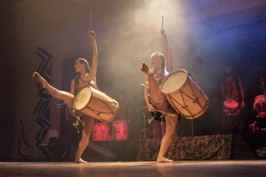 Árbola: fusión de folclore afro y argentino en Cañito Cultural - Portal ...
